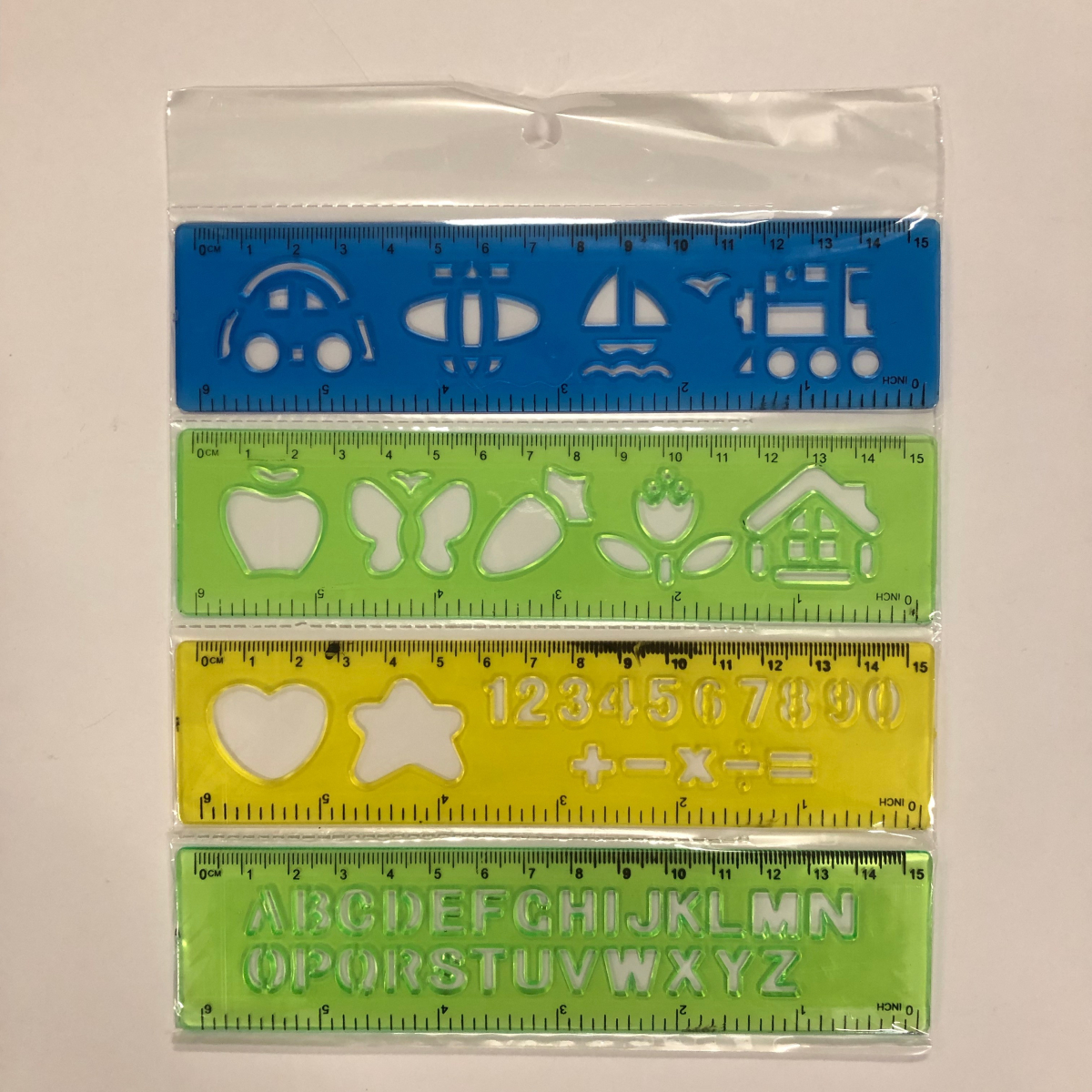 Sæt med 4 linealer med figurer, bogstaver og tal - Skabeloner ...